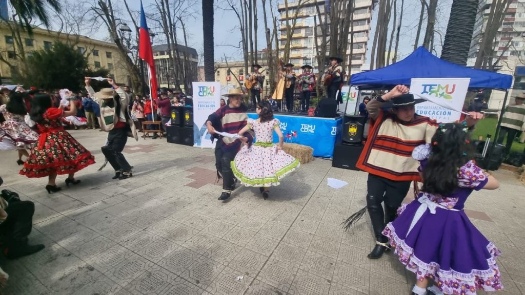 Saludo a la patria – ISETT